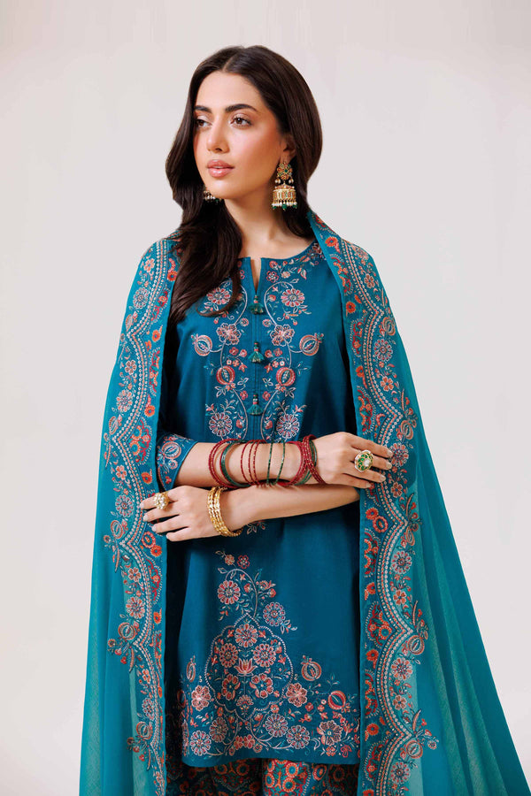 Luxury Pret Dresses Collection in Pakistan – NISHAT